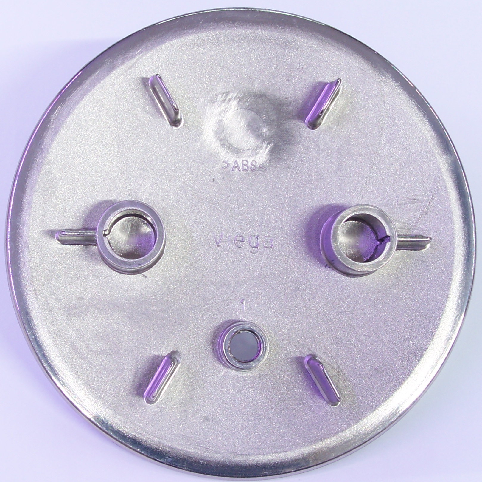 Metallization of plastics